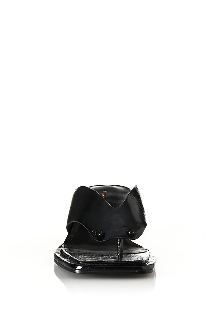 SHOP ALIAS MAE - ALINA HEEL - BLACK OILY LEATHER – Chachi